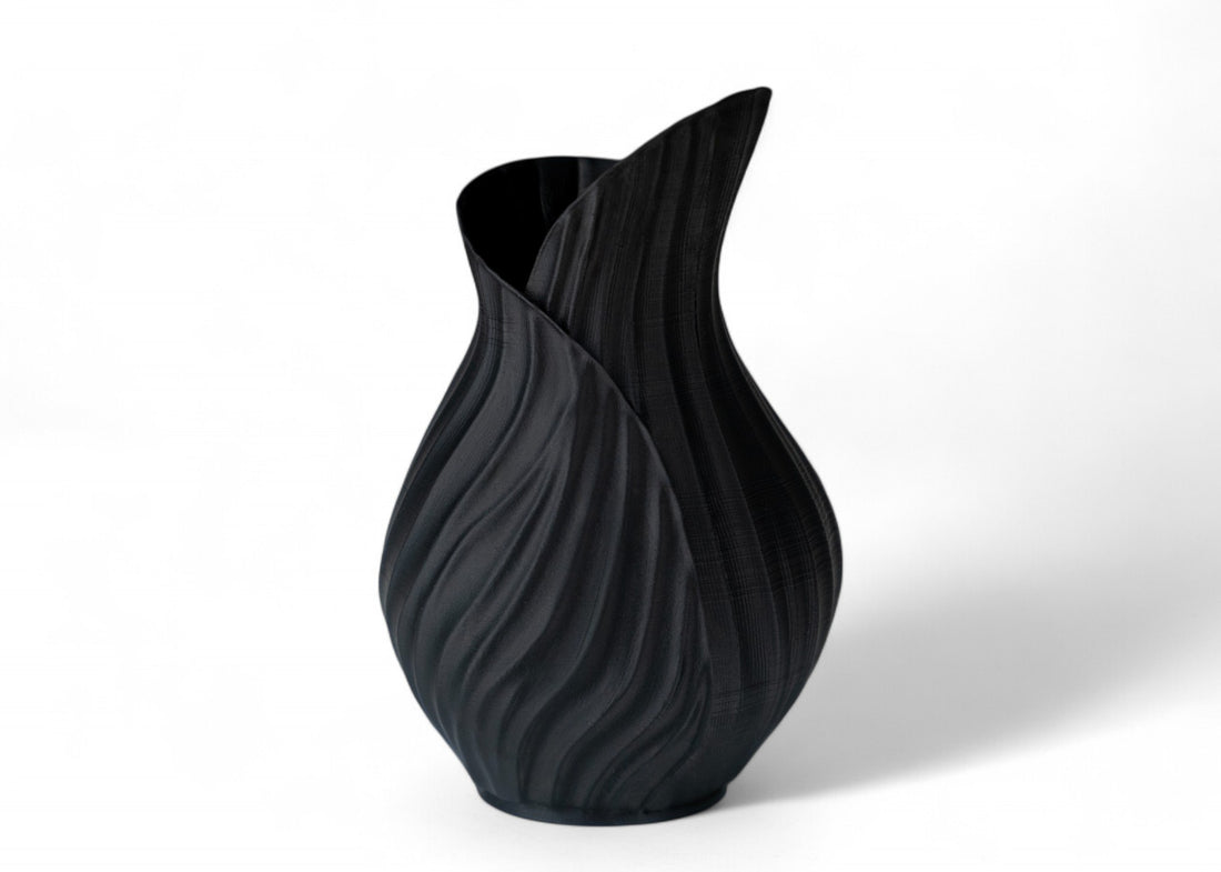 Obsidian Bloom Vase – ConstDeTech